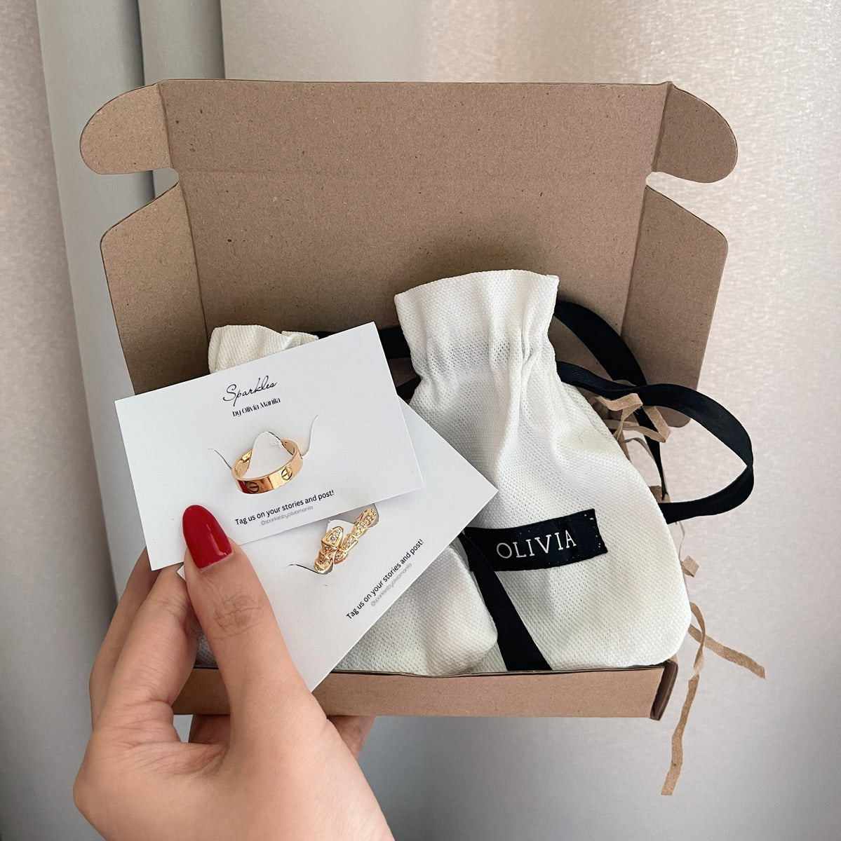 Addison T Gold Ring with sizes – Olivia Manila